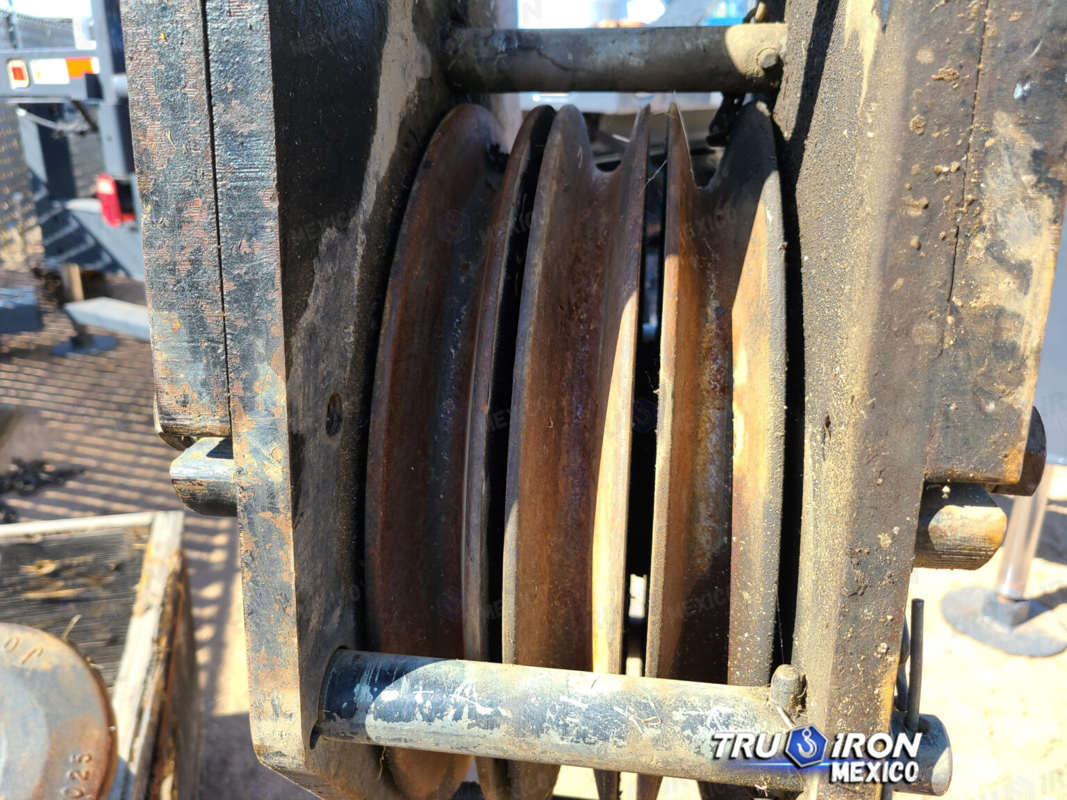 Gancho Patesca Jhonson Blocks 3 poleas 24.25 US Ton - TRU IRON